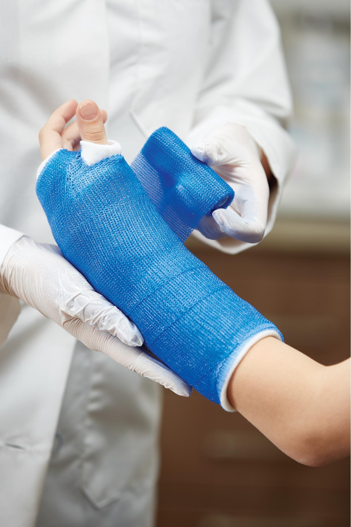 Medline Lightweight Fiberglass Casting Tape | Medline