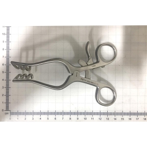 Konig Wullstein Self-Retaining Retractors | Medline Industries, Inc.