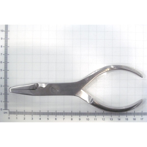 Needle Nose Pliers / Wire Cutter | Medline Industries, Inc.