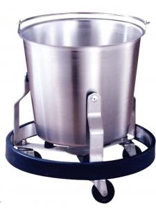 UMF Medical Kick Buckets | Medline Industries, Inc.
