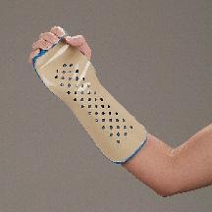 DeRoyal Long Metacarpal Splints | Medline Industries, Inc.