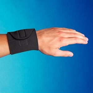 Universal Neoprene Wrist Supports | Medline Industries, Inc.